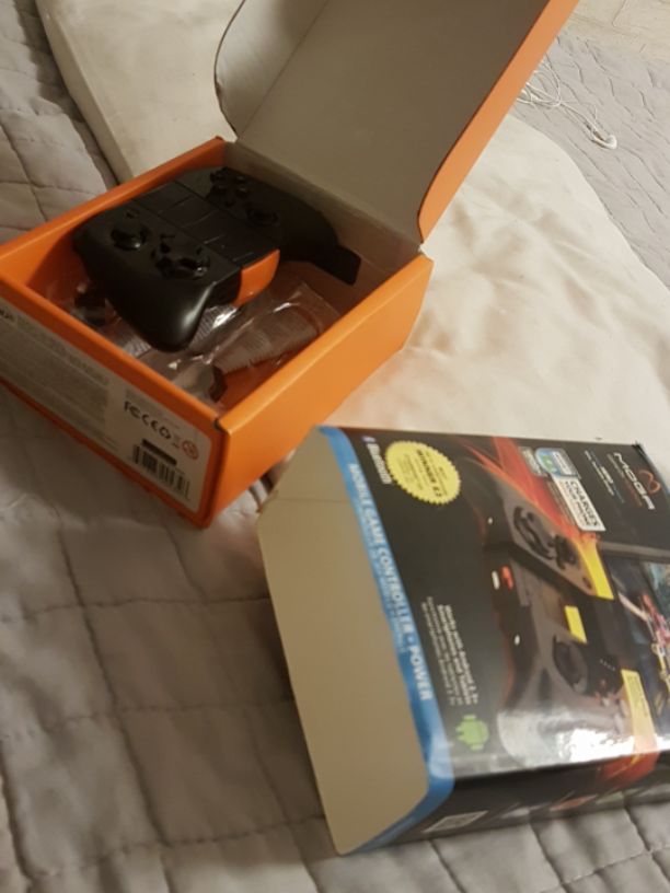 Smartphone game controller